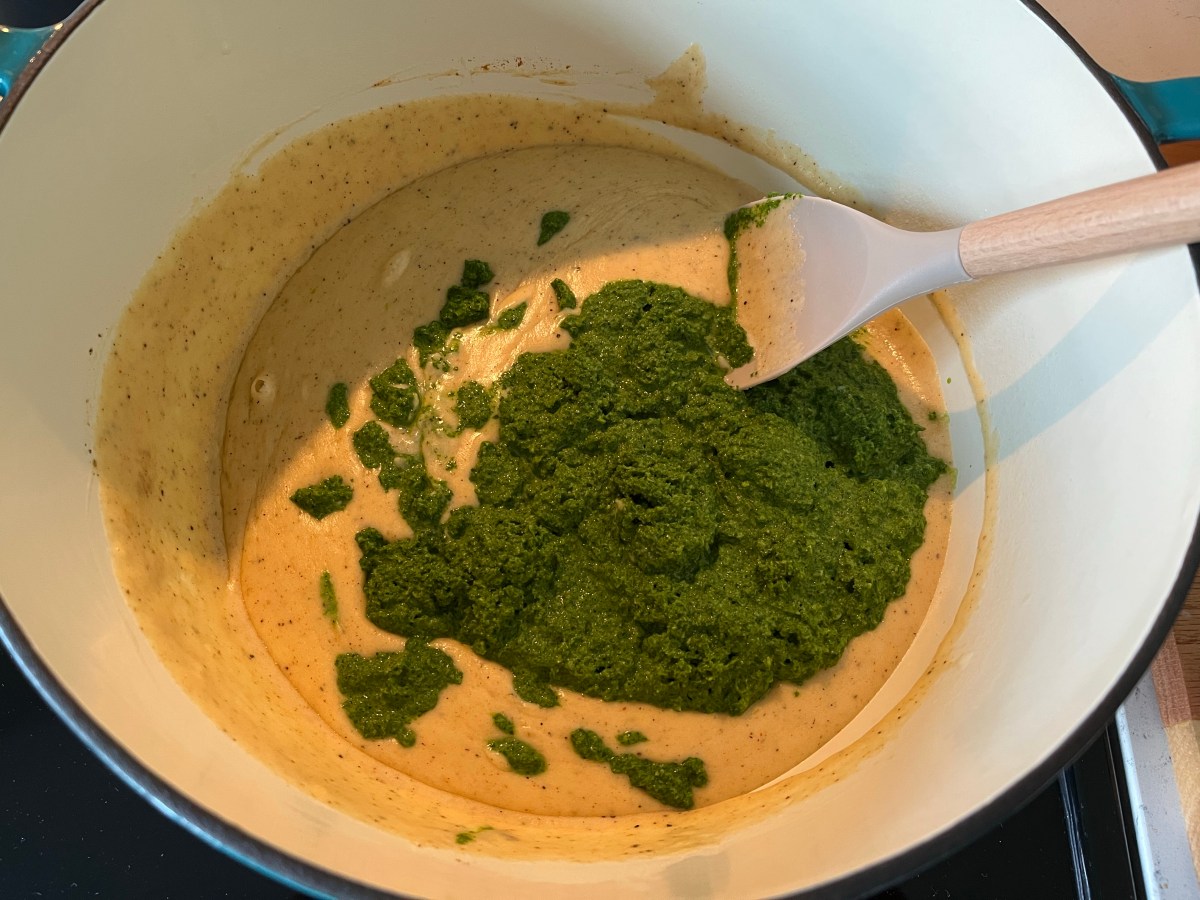 Green Macaroni and Cheese – The Engineered Mama