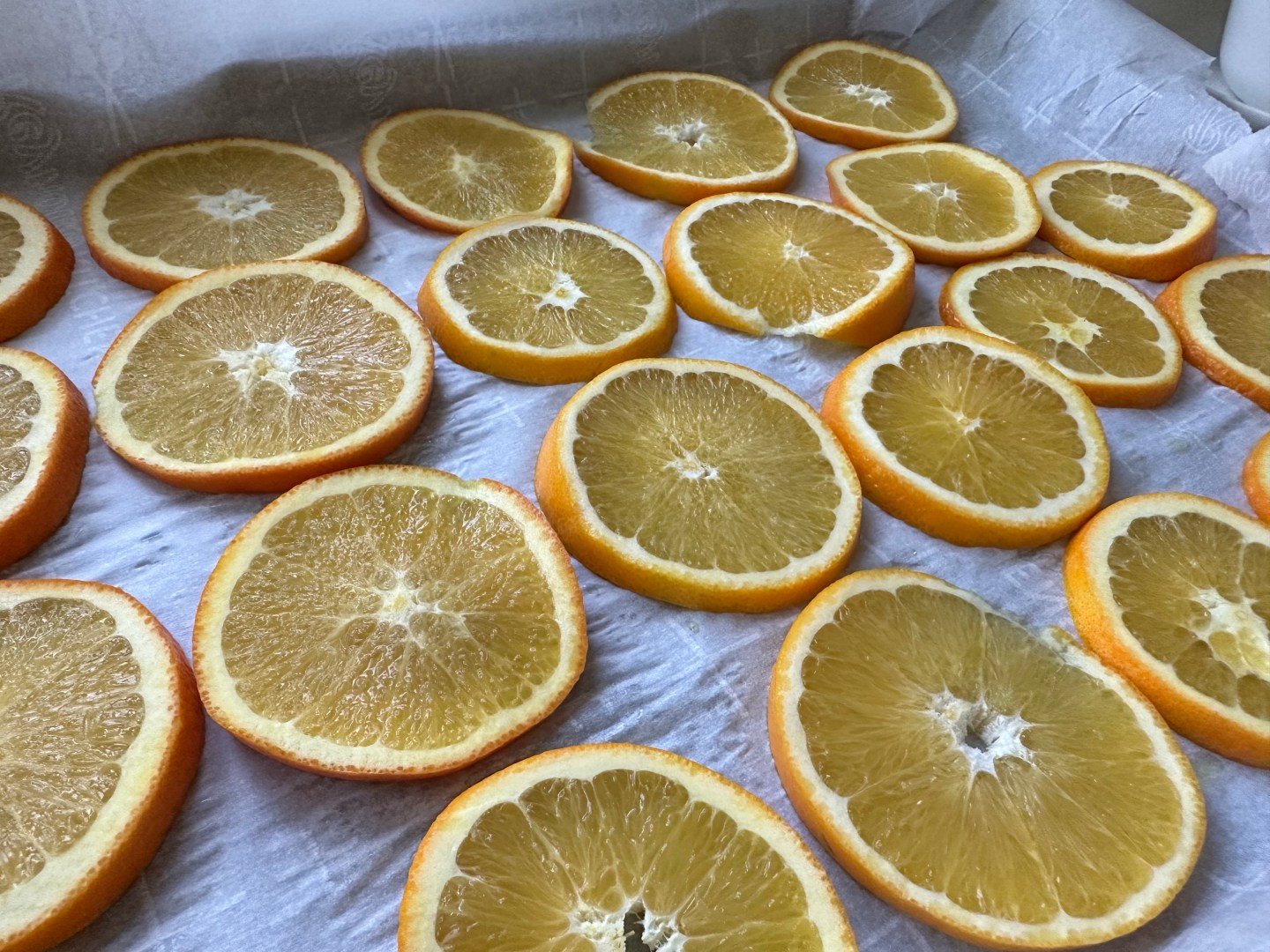 Easy Orange Slice Garland DIY – The Engineered Mama