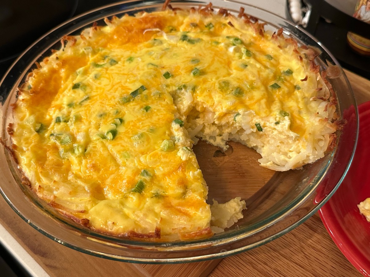 Hash Brown Crust Quiche – The Engineered Mama
